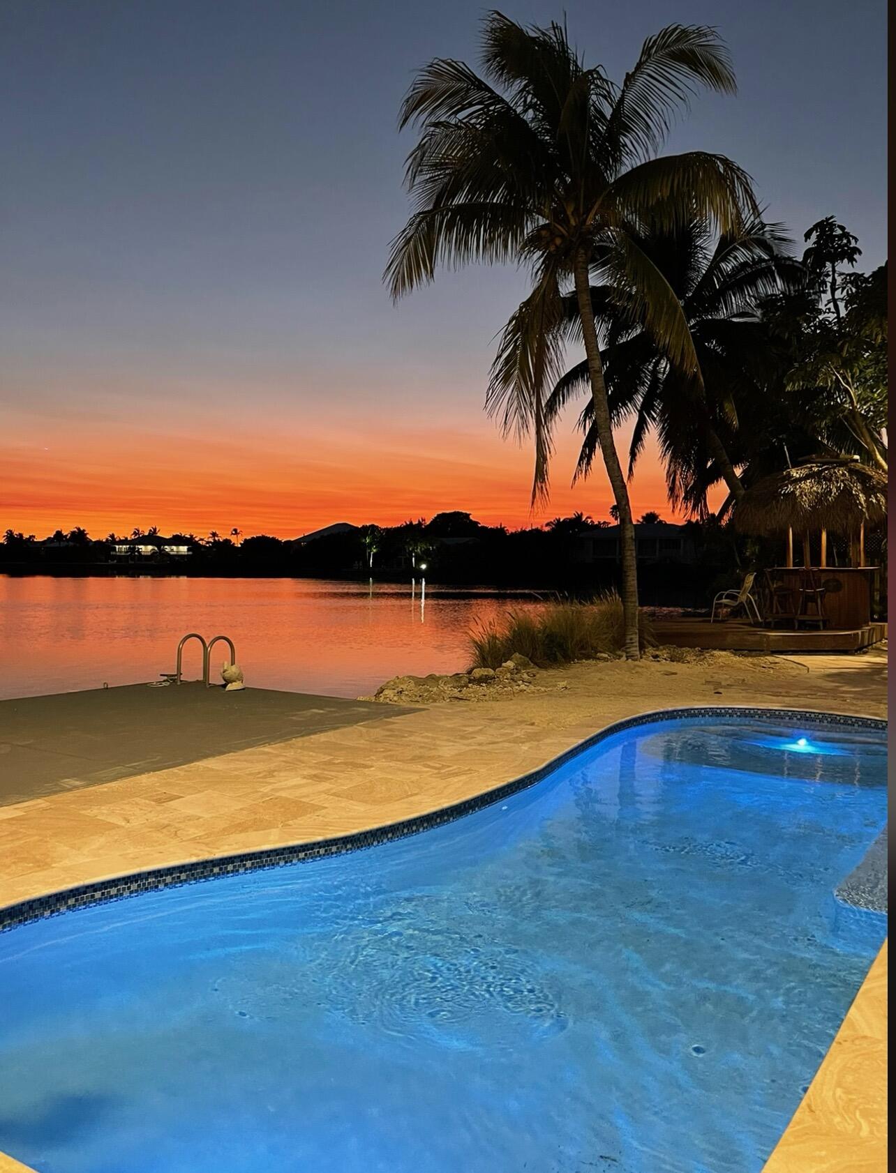 Family Compound on Water in Beautiful Sugarloaf – Adventure awaits so ...